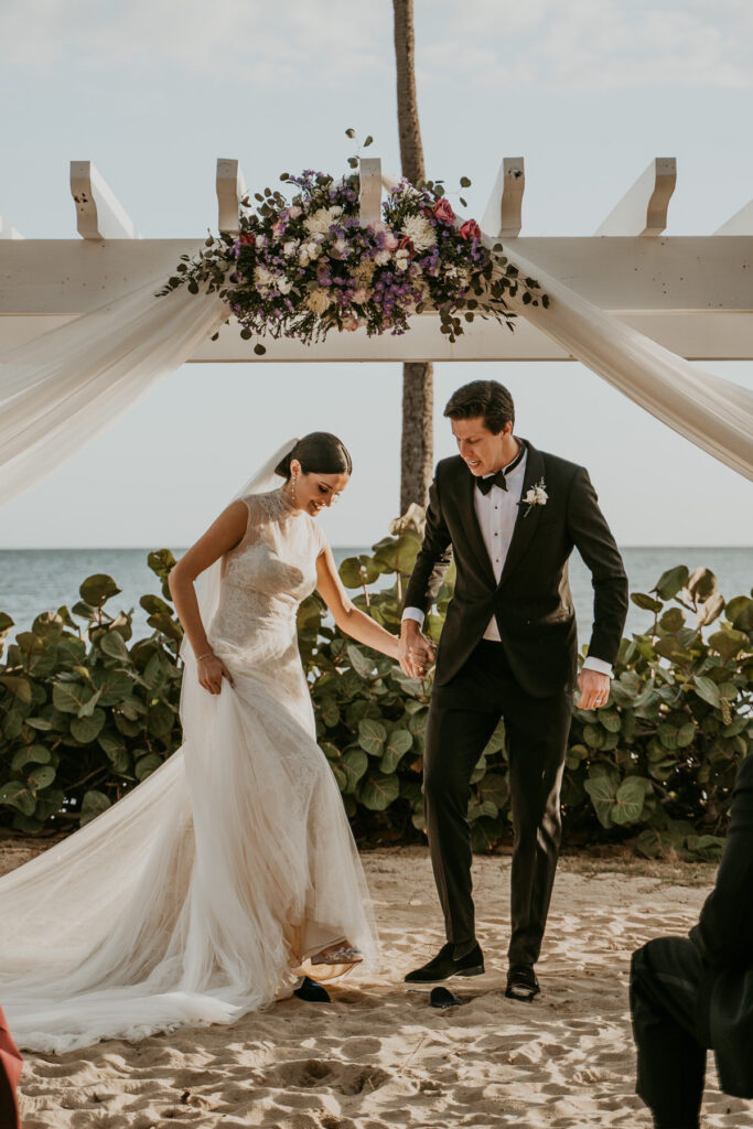 Capturing the Magic of a Copamarina Beach Resort Wedding - Nilka ...