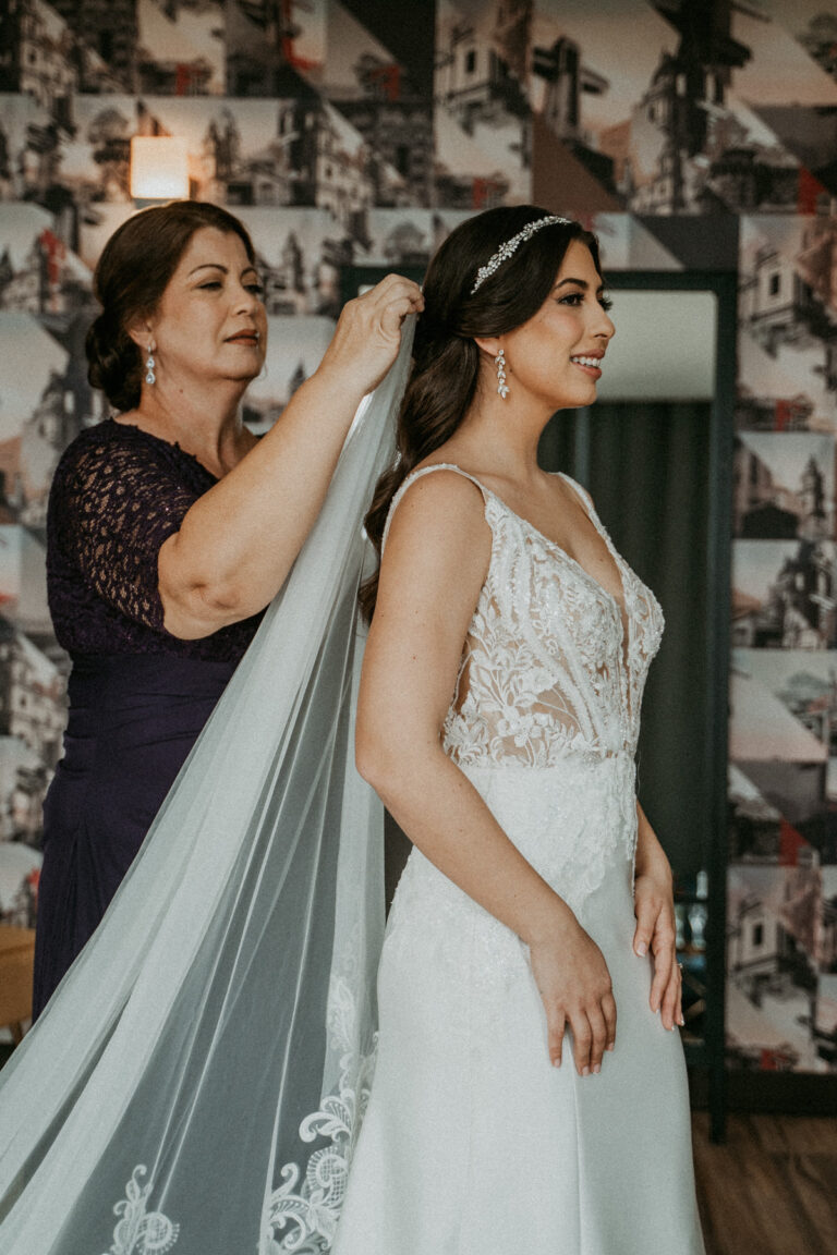 Hotel Aloft Ponce Magical Wedding - Nilka Gissell Photography