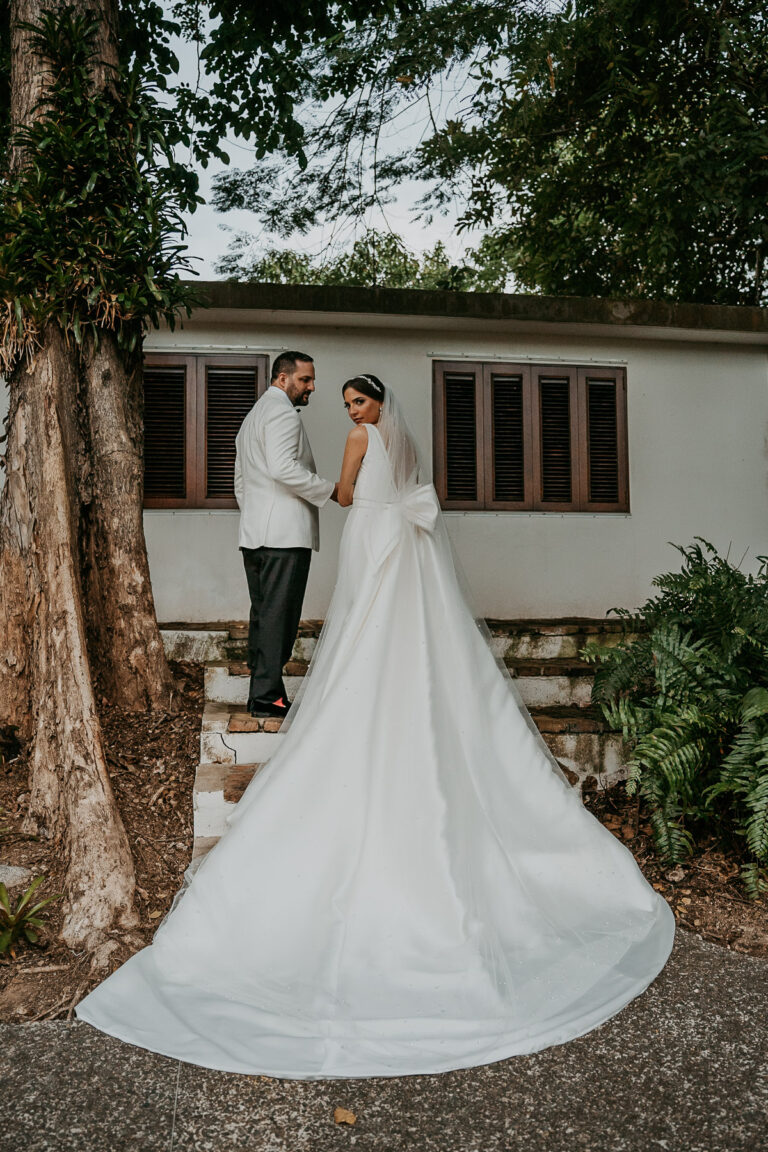 Traditional Puerto Rico Wedding with a Twist at Fundación Luis Muñoz ...