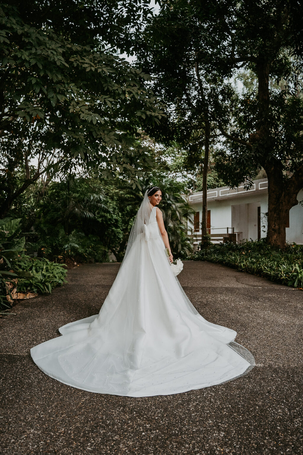 Traditional Puerto Rico Wedding with a Twist at Fundación Luis Muñoz ...